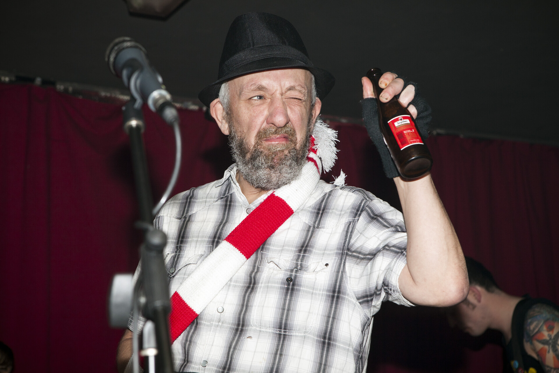 Leatherface - Can't Help Falling in Love (cover) : r/punk